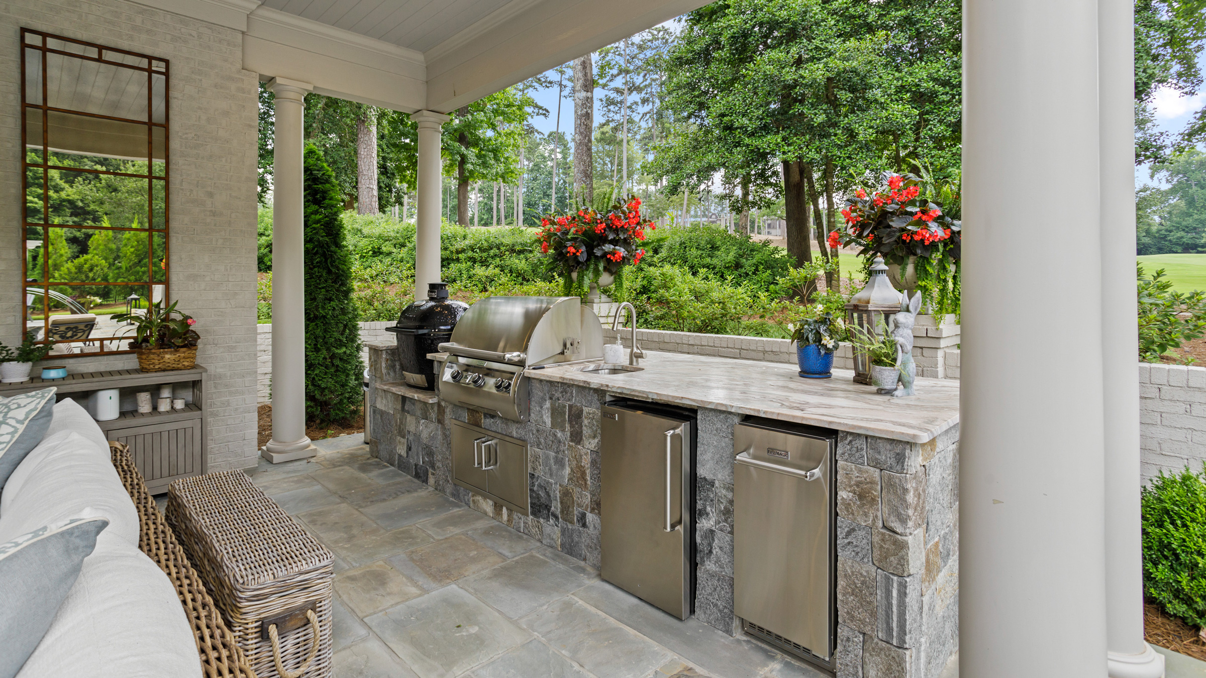 Custom Outdoor Kitchens by BKF Builders – Luxury Meets Functionality